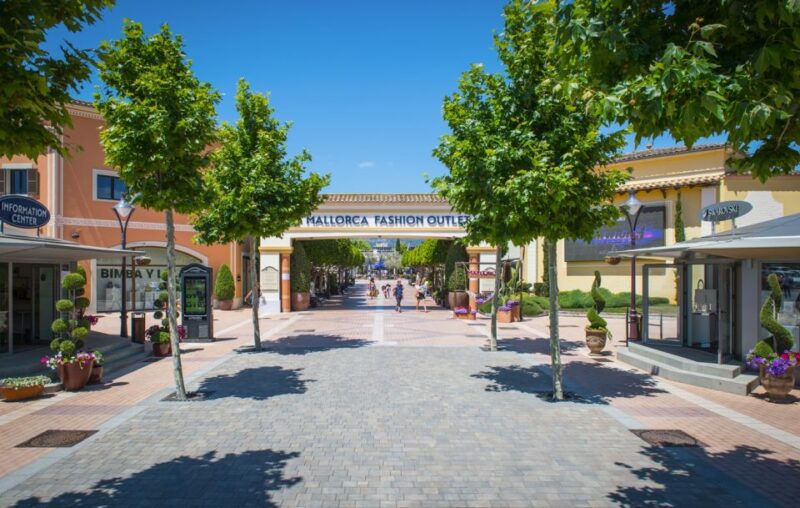 Mallorca: Fashion Outlet Shopping Excursion by Bus - Who Should Consider This Tour?
