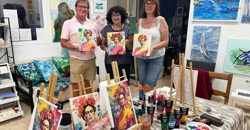 Mallorca/Porto Cristo: Paint your own Frida Kahlo - The Artistic Experience: What to Expect