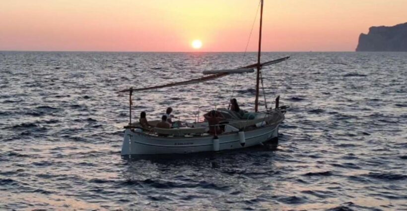 Mallorca: Sunset Eco charter experience - Key Points