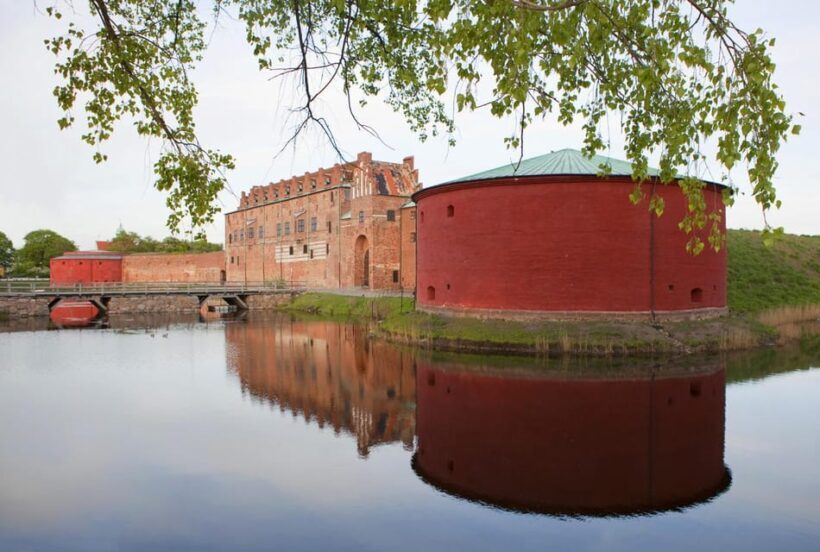 Malmö: Sightseeing and Landmarks tour by bike - Authenticity and Value: What Travelers Say