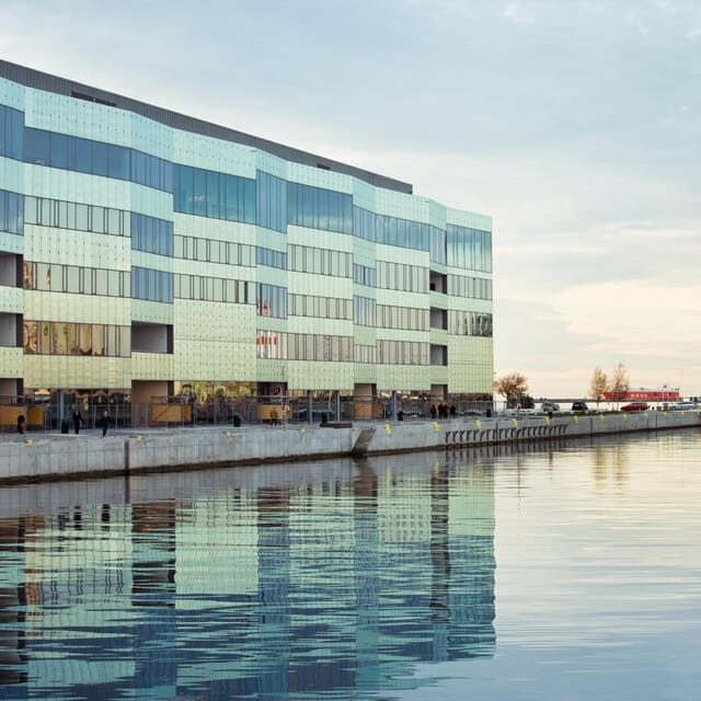 Malmö: Sightseeing and Landmarks tour by bike - FAQs