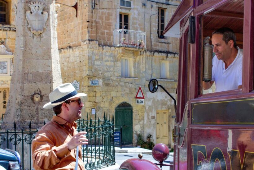 Malta: Vintage Bus Ride through the Three Cities - What to Expect on the Tour