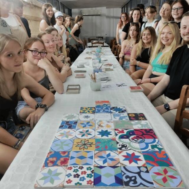Maltese Tile - Souvenir painting workshop with local - FAQ