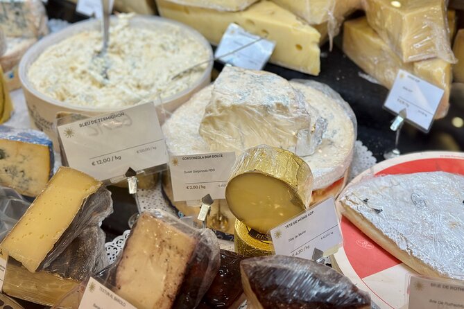 Mamma Mia! Milan Street Food Tasting and City Guided Tour - Exploring Milan Through Food and Landmarks