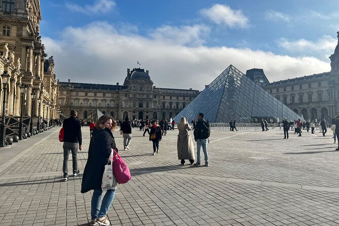 Mamma Mia! Paris Louvre Museum Guided Tour Kid-Friendly Activity - Customizable Itineraries for Families