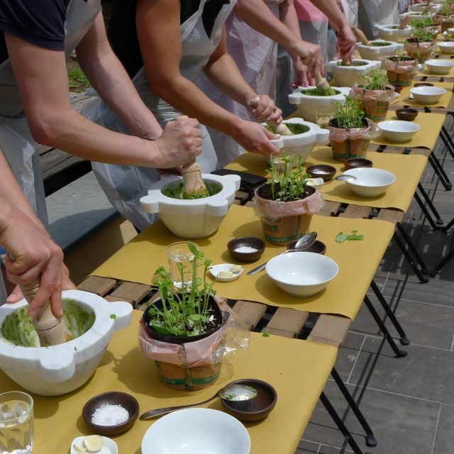 Manarola: Pesto Making Class with Tasting and Wine - The Location and Meeting Details