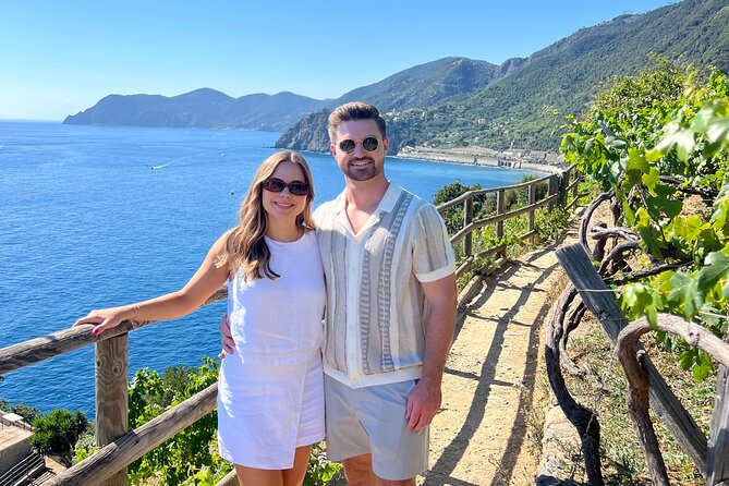 Manarola Wine Tasting Experience with Maria - Introduction