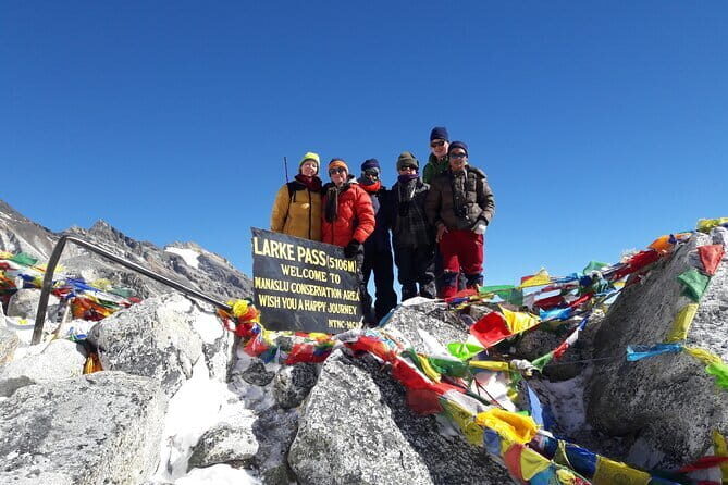 Manaslu Circuit Lodge Trekking Tour - Key Points