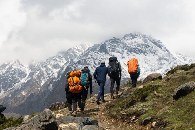 Manaslu Larke Pass Trekking - FAQ