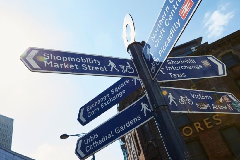 Manchester: Express Walk with a Local in 60 minutes - Who Should Consider This Tour?