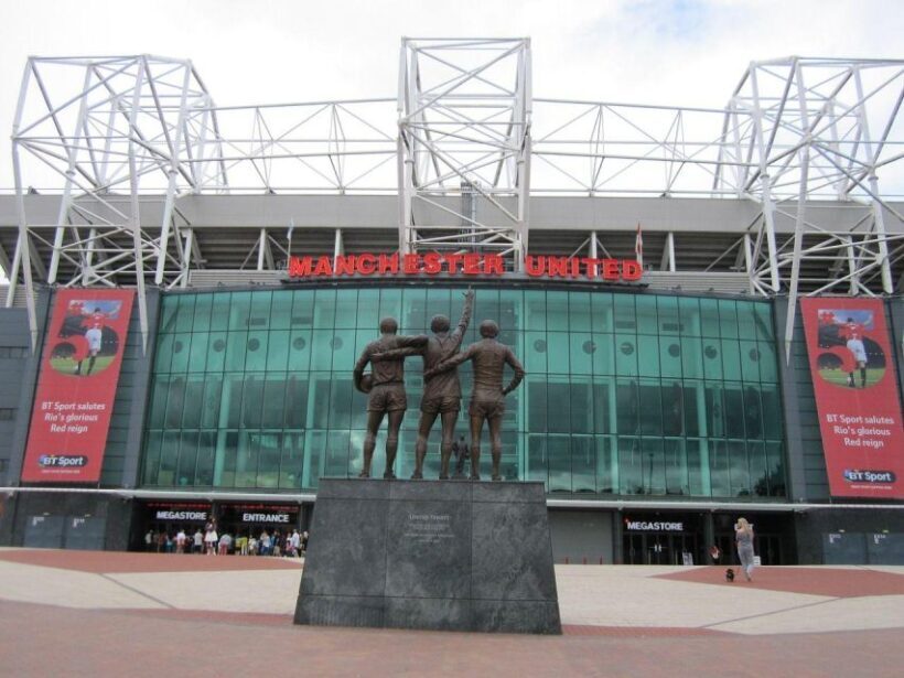 Manchester Private Guided Walking Tour - Exploring Manchester’s Transformation