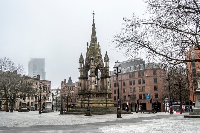 Manchester Scavenger Hunt and Highlights Self-Guided Tour - The Attractions and Clues
