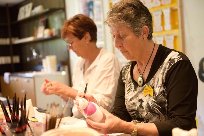 Maneki Neko Painting Experience - Whats Included in the Experience