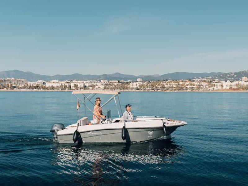 MANGO BOAT - Unlicensed boat in Puerto Banús - Discovering the Puerto Banús Coastline