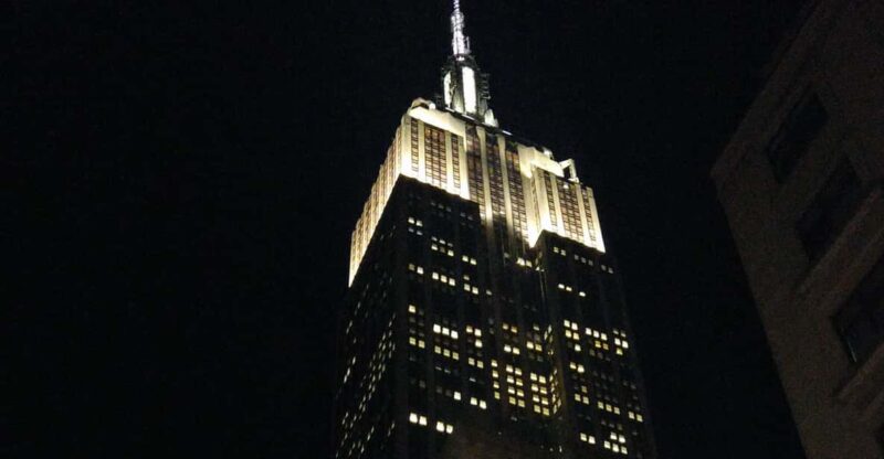 Manhattan; 5th avenue stroll & sunset at Empire State - Who Should Consider This Tour?