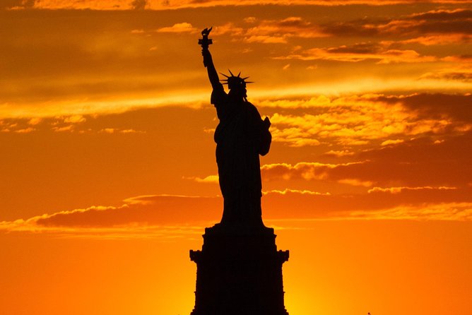 Manhattan Adventure Sightseeing Boat Tour - departing DOWNTOWN - Who Will Love This Tour?