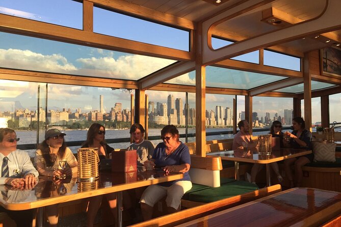 Manhattan Evening Jazz Cruise - Enhancing the Romantic Ambiance