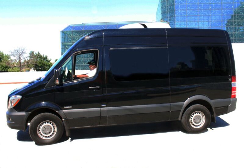 Manhattan: Shared Transfer to or from LaGuardia Airport - Practical Tips for Travelers