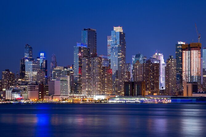Manhattan Skyline and Statue Night Cruise - Who Is This Cruise Best For?