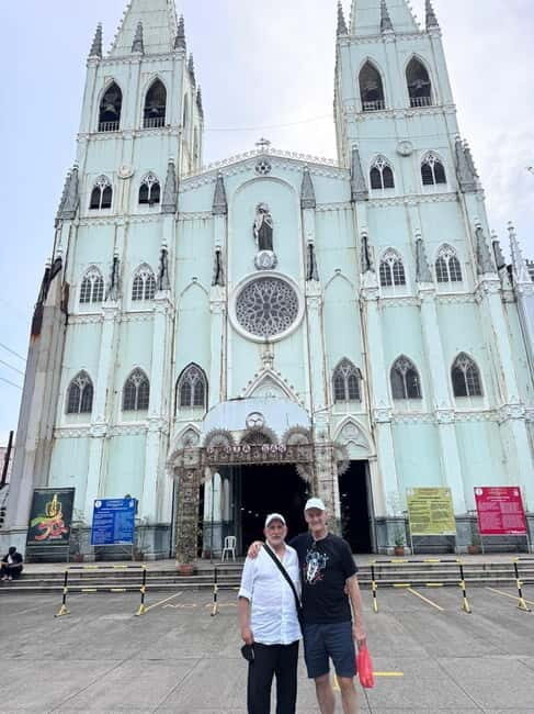 Manila: City Tour with Food Tasting and Guide - Key Points