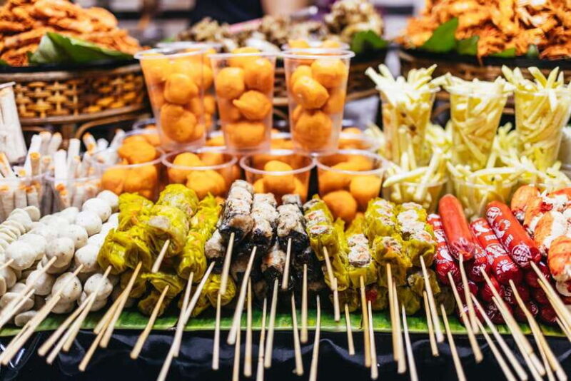 Manila: Guided Night Market Experience - Key Points