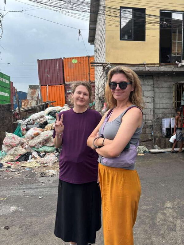 Manila slums: happy land, smokey mountain and ugbo food tour - Key Points