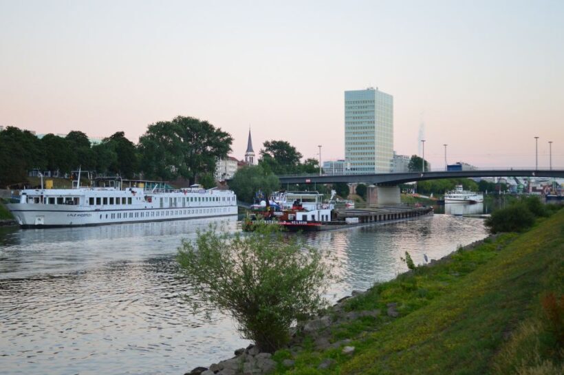 Mannheim: Capture the most Photogenic Spots with a Local - Key Points