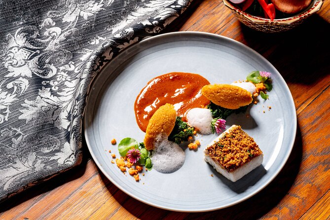 Manohra Cruise Luxury Dining - The Food and Beverage Experience