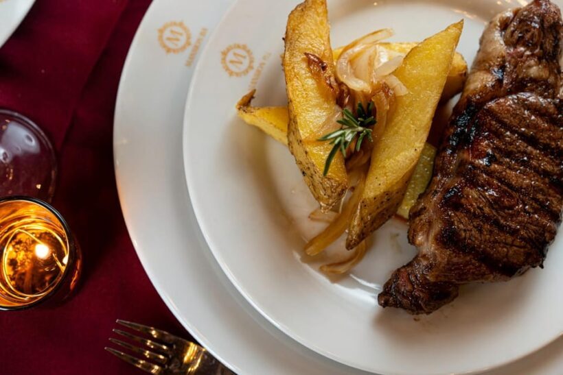 Mansión Tango Dinner Show with Semi Private Transfer - FAQs