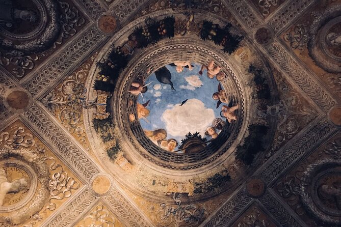 Mantova Walking Tour With Audio and Written Guide by a Local - Exploring Mantovas Rich History and Architecture