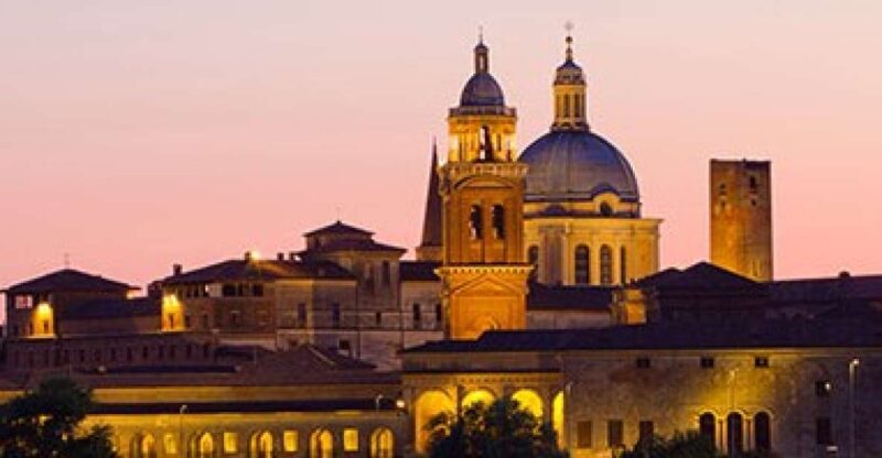 Mantua: 2-Hour Guided Walking Tour - Exploring Mantuas Highlights