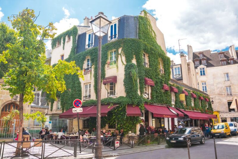 Marais District of Paris Guided Walking Tour - Key Points