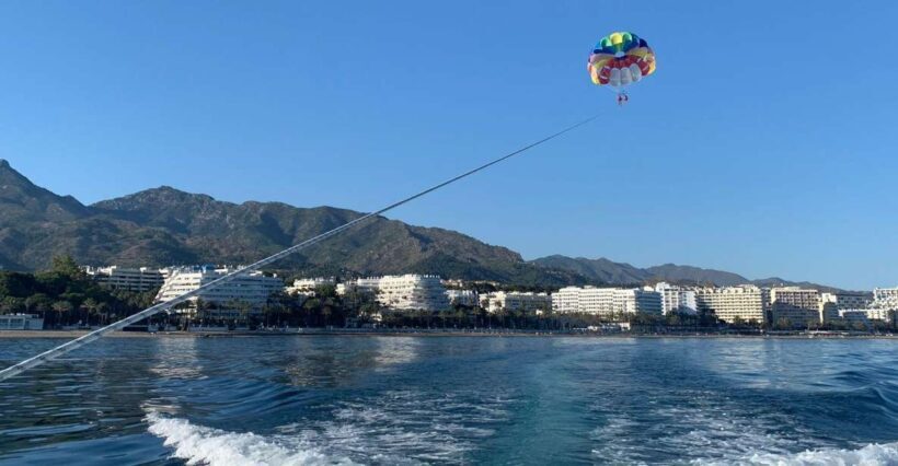 Marbella from the heights: Parasailing - Practical Details: Price, Duration, and Logistics