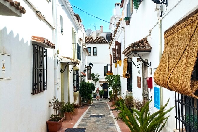 Marbella: group walking Tour - The Authentic Side of Marbella