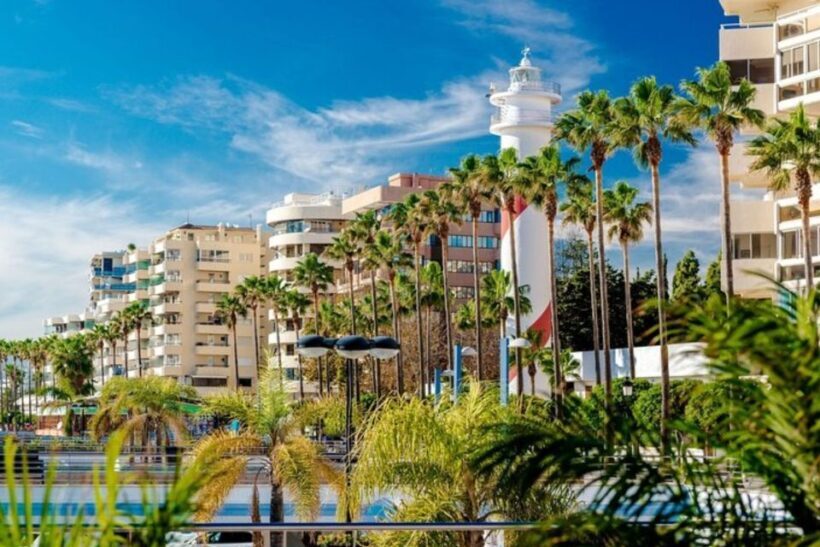 Marbella: Private Customizable Walking Tour with Guide - The Experience: Benefits and Considerations