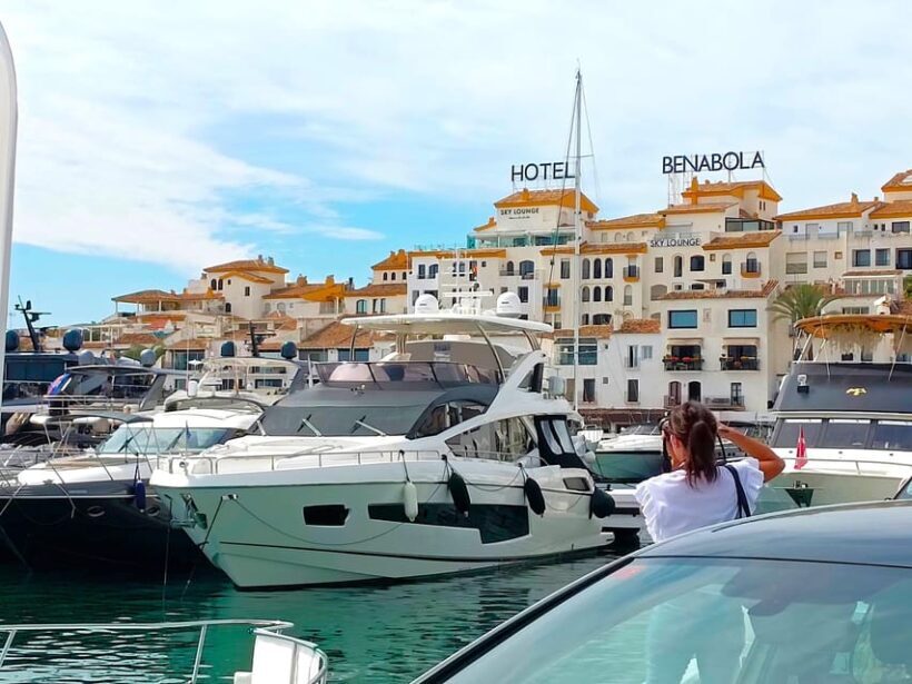Marbella private tour & Puerto Banus to walk on your own - Discovering Marbella’s Old Town