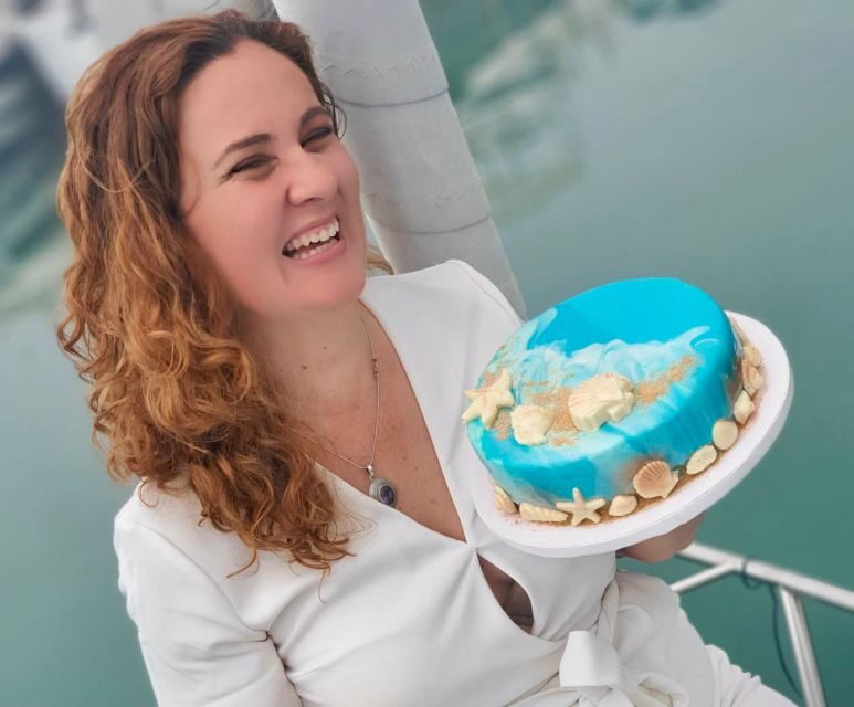 Marbella: Puerto Banús Private Sailing Cruise with Drinks - Analyzing the Value