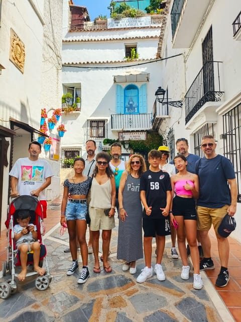 Marbella: Sightseeing Walking Tour - The Experience in Detail