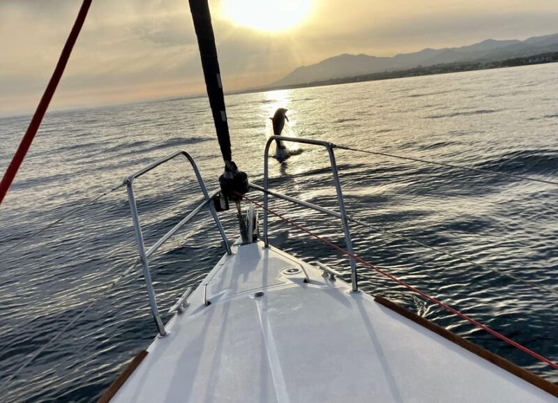Marbella: sunset sailboat trip Drinks-Snacks,2 hour - The Benefits of a Shared Trip