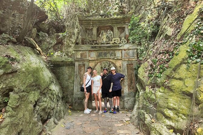 Marble Mountain & HoiAn City-BoatRide -Night Market -PRIVATE TOUR - Who Should Consider This Tour?