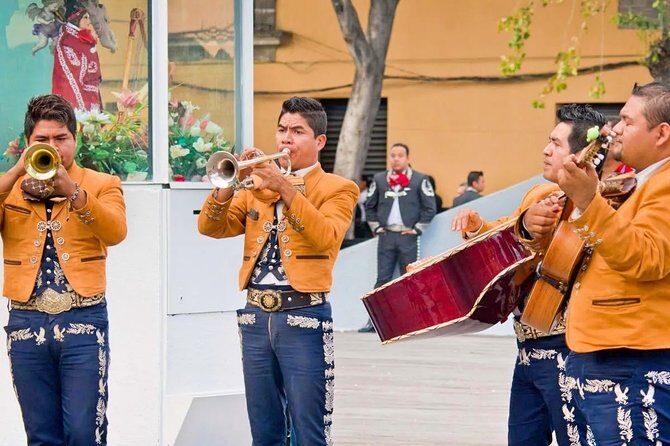 Mariachi Night in Garibaldi and Dinner at Bellini - Analyzing the Value