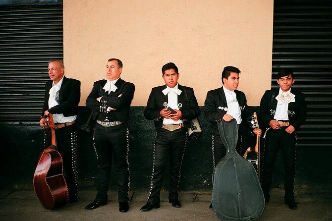 Mariachi Night in Garibaldi and Dinner at Bellini - Who Should Book This Experience?