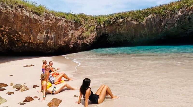 Marietas Islands and its Hidden Beach: Small Groups Tours - Exploring the Marietas Islands and Its Hidden Beach: Small Group Tour Review