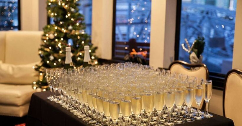 Marina Del Rey: Christmas Day Buffet Brunch or Dinner Cruise - Who Will Love This Experience?