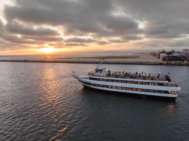 Marina Del Rey: Thanksgiving Buffet Brunch or Dinner Cruise - The Itinerary in Detail