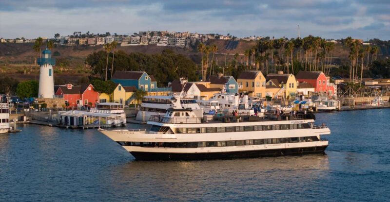 Marina Del Rey: Thanksgiving Buffet Brunch or Dinner Cruise - Practical Tips for Travelers