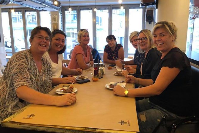 Market Food Tour - Discovering the Zhenski Pazar