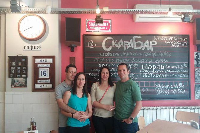 Market Food Tour - Traveler Requirements and Group Size