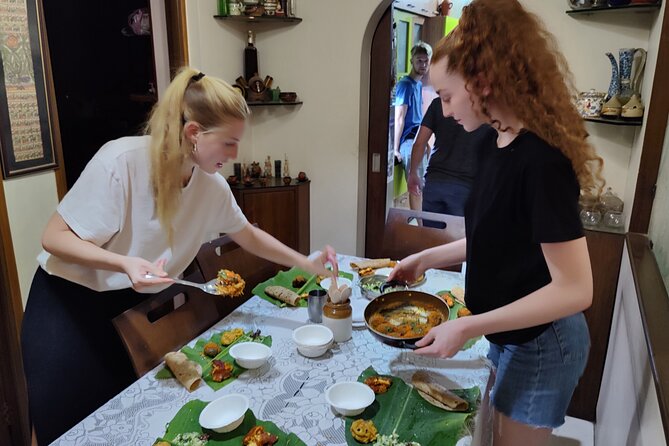 Market Tour & Maharashtrian Cooking Class in Mumbai with a Chef - Key Points