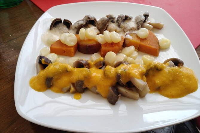 Market Tour, Tasting of 35 Fruits, and 4-Course Peruvian Cooking Class in Lima - Savoring the Flavors of Peru